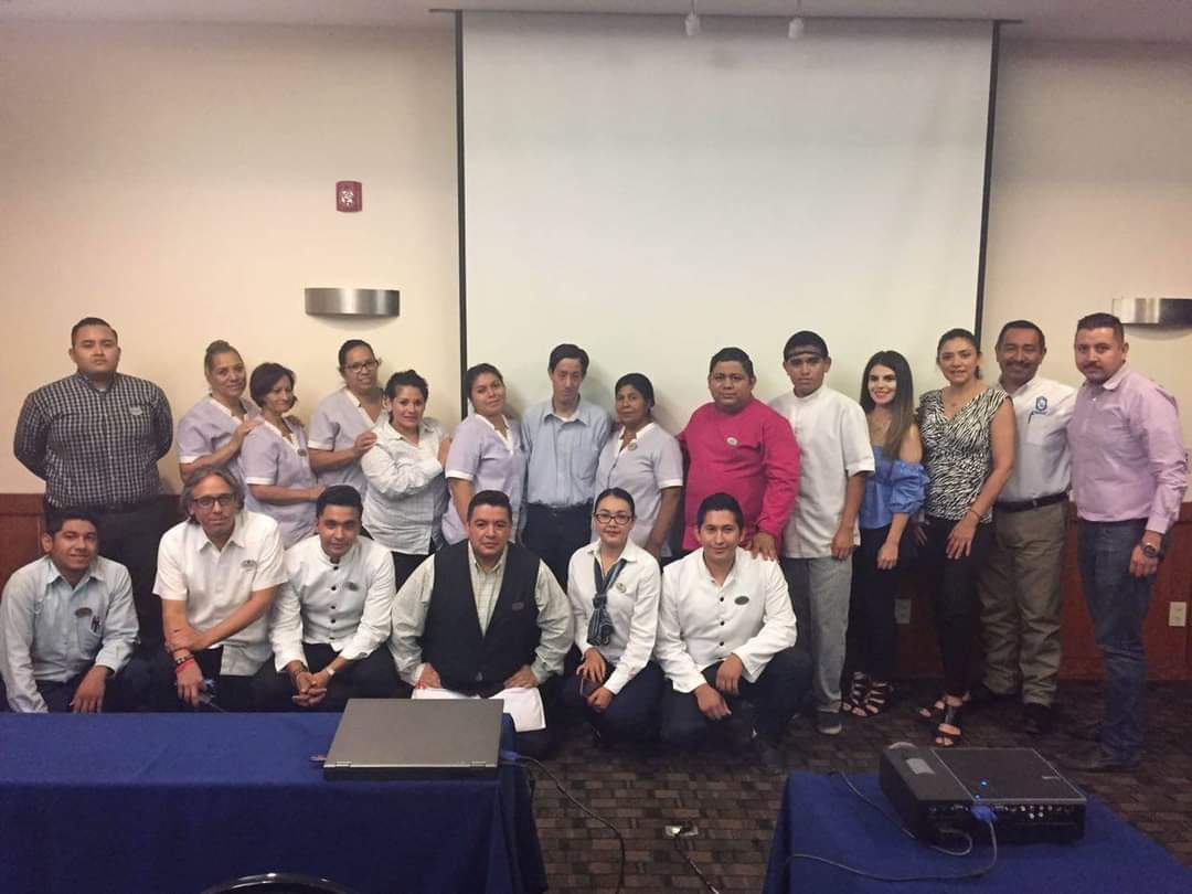 Efraín Tapia Huerta :: destacadoslideresdeméxico